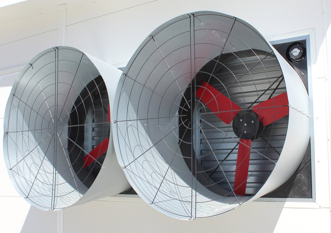 Installing light traps for fans